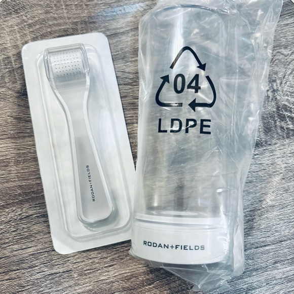Rodan + Fields | Skincare | Rodan Fields Redefine Amp Md Roller | Poshmark